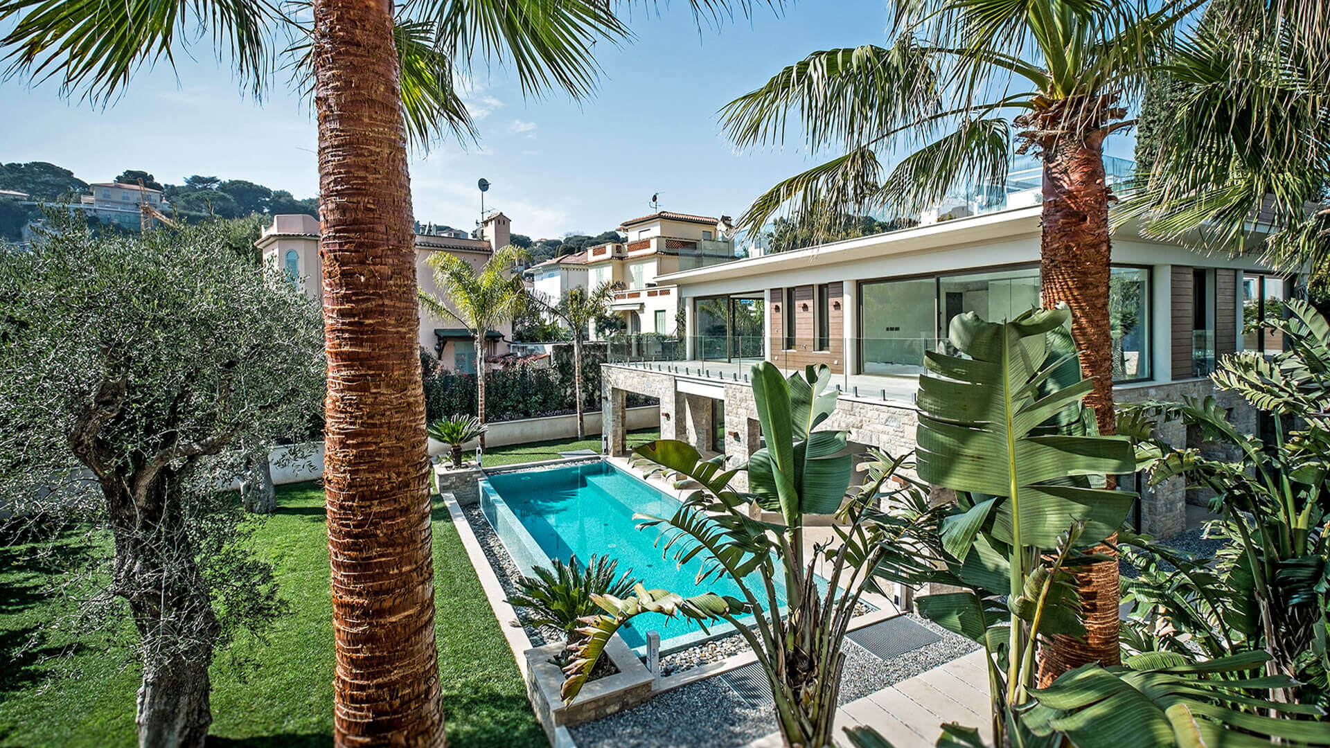 Large Luxury villa Cap Ferrat | Petit Chateau | Luxury Villas