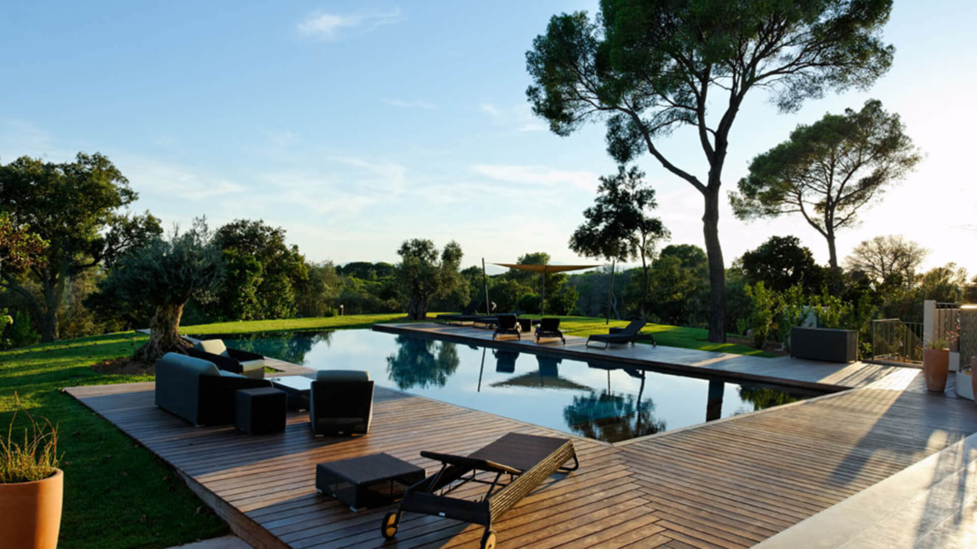 Large luxury Chateau in Frejus | Luxery Villas | Petit Chateau